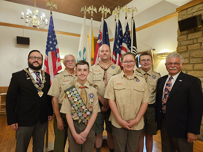 Kenton Elks hosts Flag Day ceremony – Kenton Times